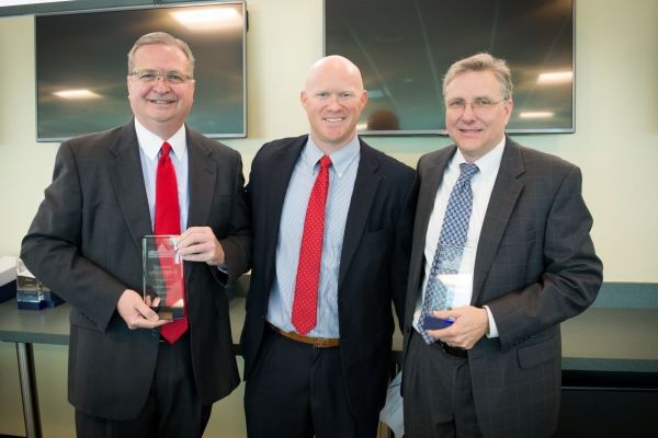 John Palmer Receives Outstanding Mentor Award